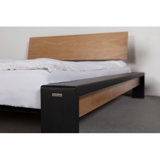 Wissmann Raumobjekte Bed Side Art 326 - Wooden Bed - Lomuarredi